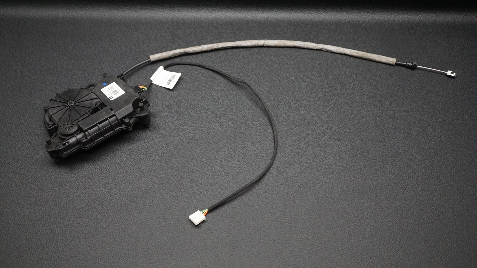 OEM BMW G30 F90 G01 F97 TRUNK LID POWER LOCK DRIVE 7383561 / ...