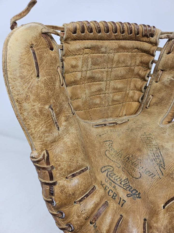 Rawlings XFCB17 Brooks Robinson Heart of the Hide Wing Tip Baseball ...