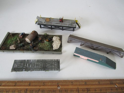 HO 1/87 Scale Pro Built Weathered Platform Detail Building Lot For ...