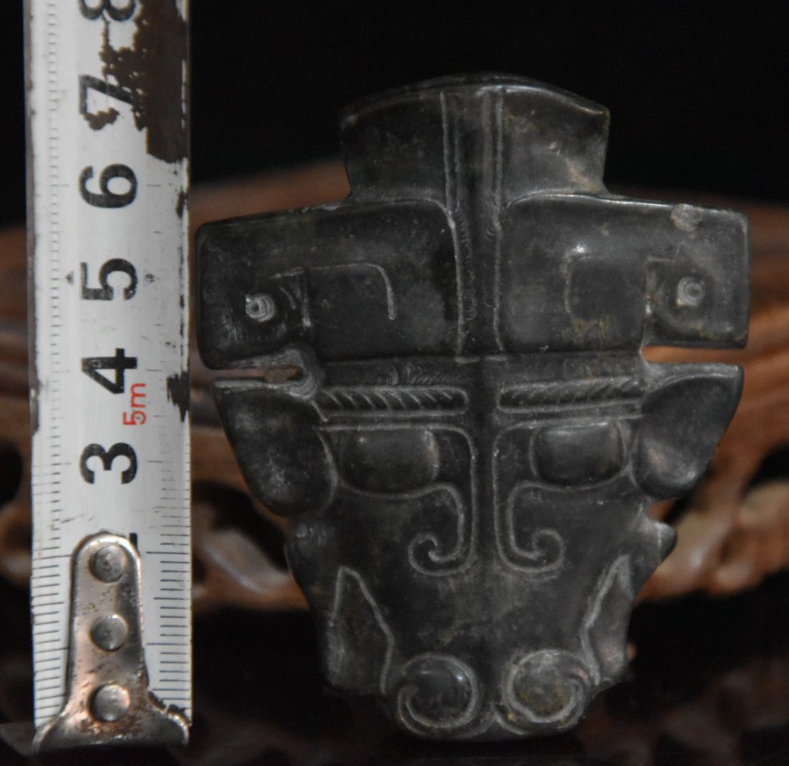 Ancient Chinese Hongshan Culture meteorite beast mask Hand carved ...