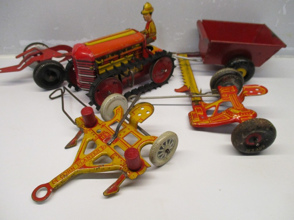 MARX TIN LITHO WINDUP MIDGET CLIMBING TRACTOR & ATTACHMENTS 1940s TOY ...