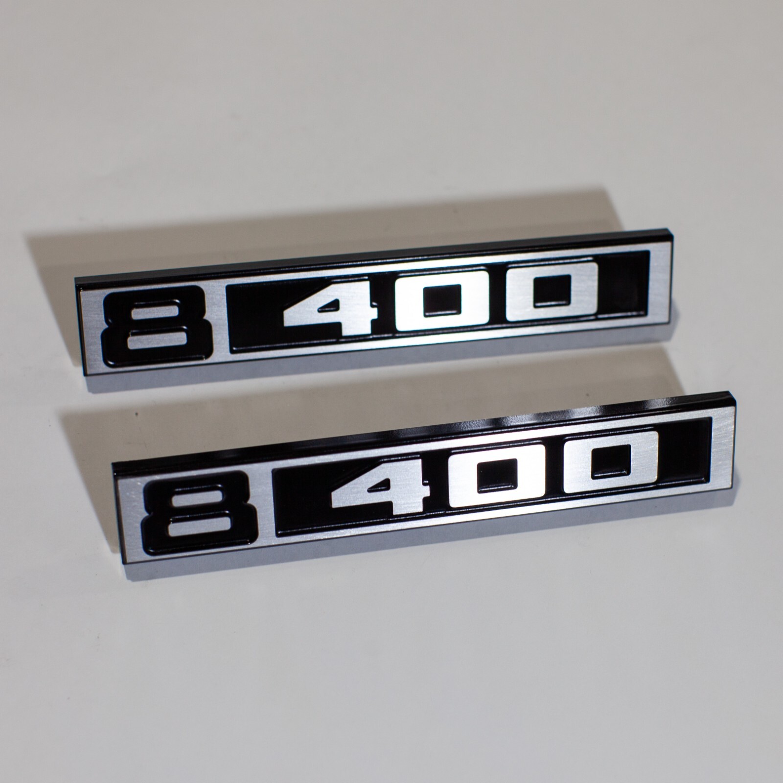 400 Chevy Emblem