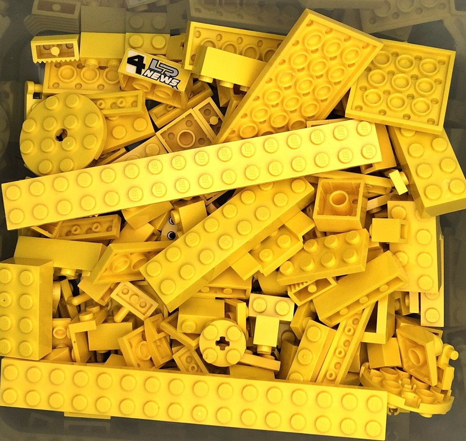 Lego 150 piece Yellow Lego lot full of bricks, blocks Variety of Sizes ...