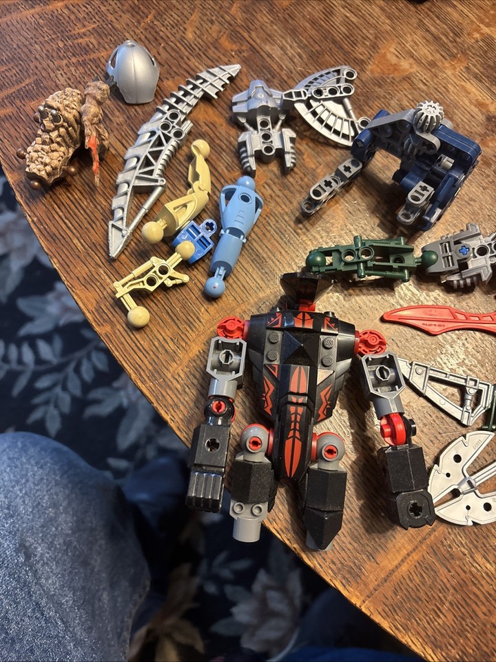 LEGO Random Lot Bionicle Weapons, Parts Pieces Connector Discs Manuals ...