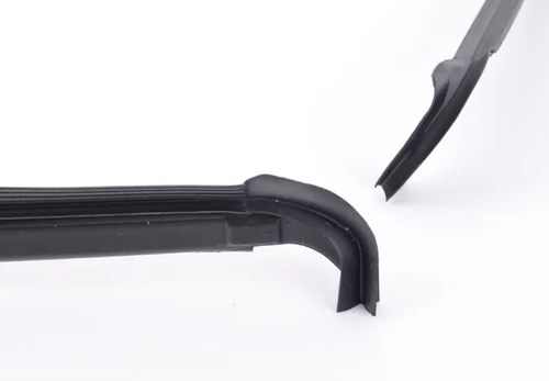 NEW BMW 1 E81 CROSS MEMBER SEALING STRIP 7163641 51717163641 ORIGINAL ...