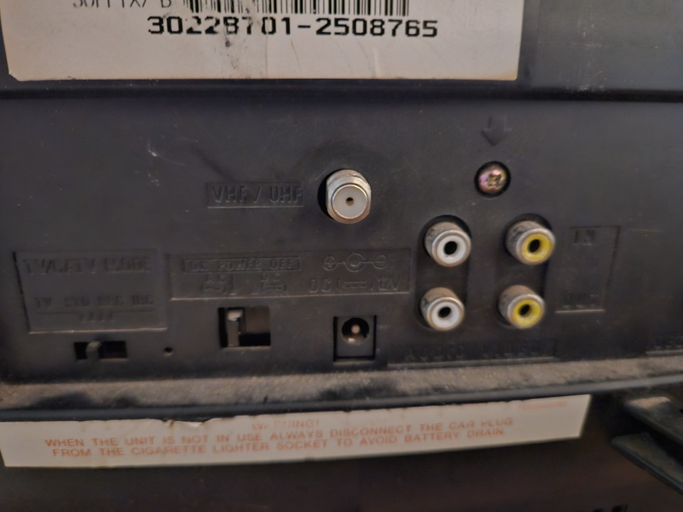 Vtg Emerson TV-VCR CRT Combo 9 inch Color VT0951 No Remote VCR Not ...