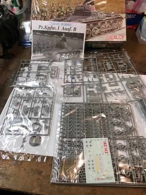 DML Dragon Pz.Kpfw. I Ausf B w/Star Decals...1/35...Kit 6186...MINT | eBay