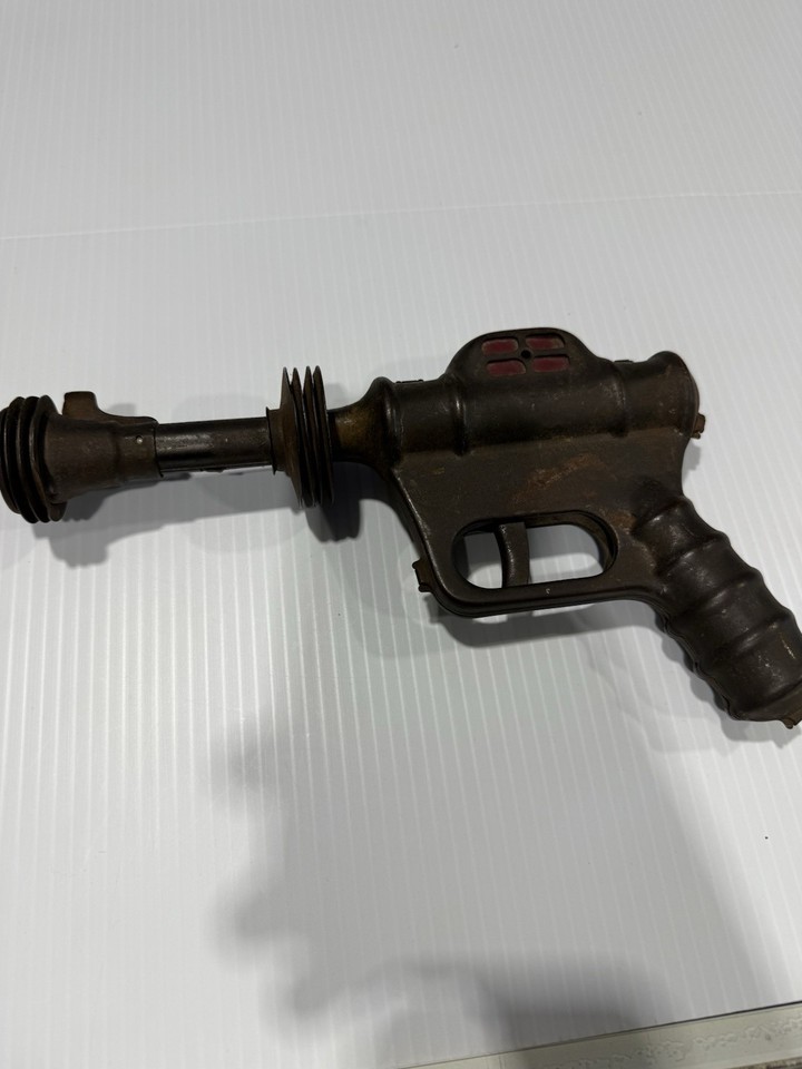 Vintage Buck Rogers 25th Century Atomic Pistol Ray Gun Disintegrator ...