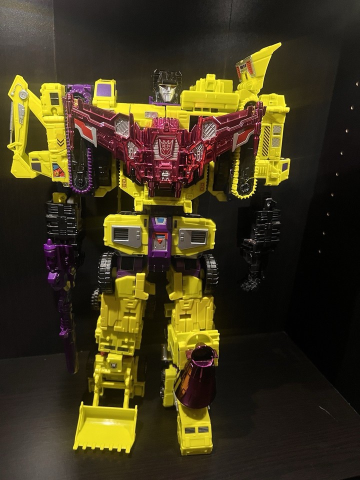 SDCC 2015 Transformers Exclusive Combiner Wars Titan Devastator ...