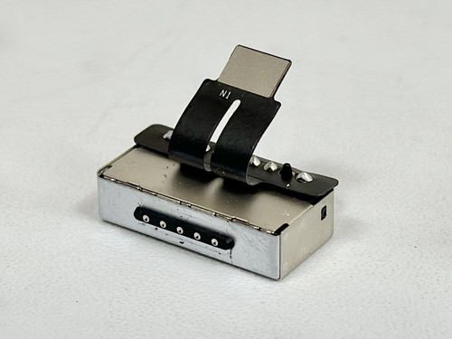Apple MacBook Pro M1 Pro 14" 2021 A2442 DC Jack MagSafe Connector ...
