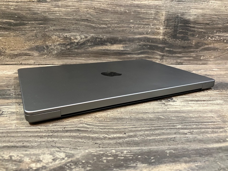 2021 Apple MacBook Pro 14" M1 10 CPU/16 GPU 32GB RAM 1TB SSD 92% mAh ...