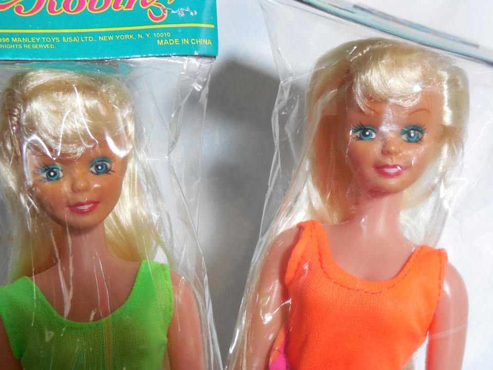 Vintage Superstar Barbie Clone Beach Fun Robin Dolls & Blow Up ...