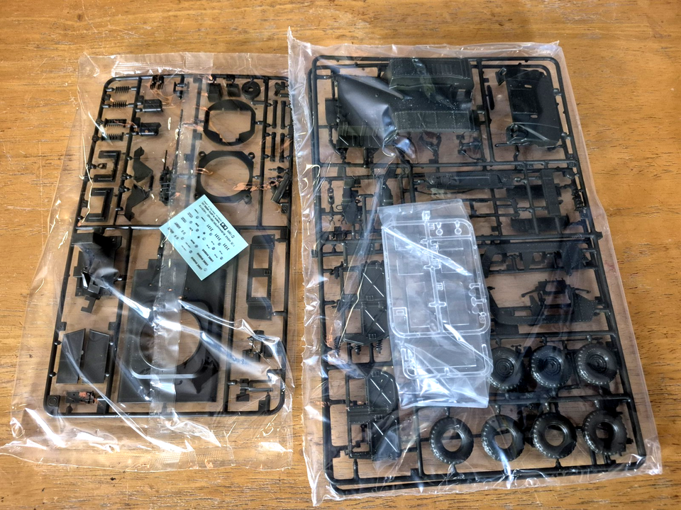 1989 TAMIYA Model HUMMER with M242 BUSHMASTER Kit #35143 | eBay