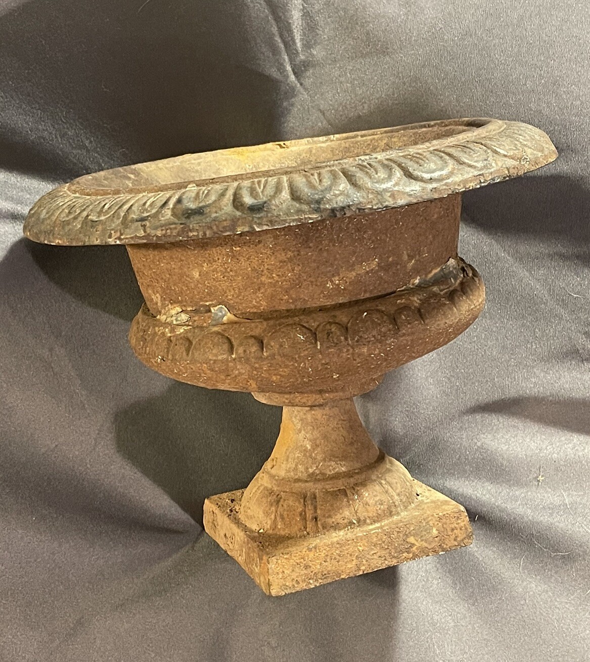 Antique Ornate Single Orphan Cast Iron Garden Flower Urn | eBay