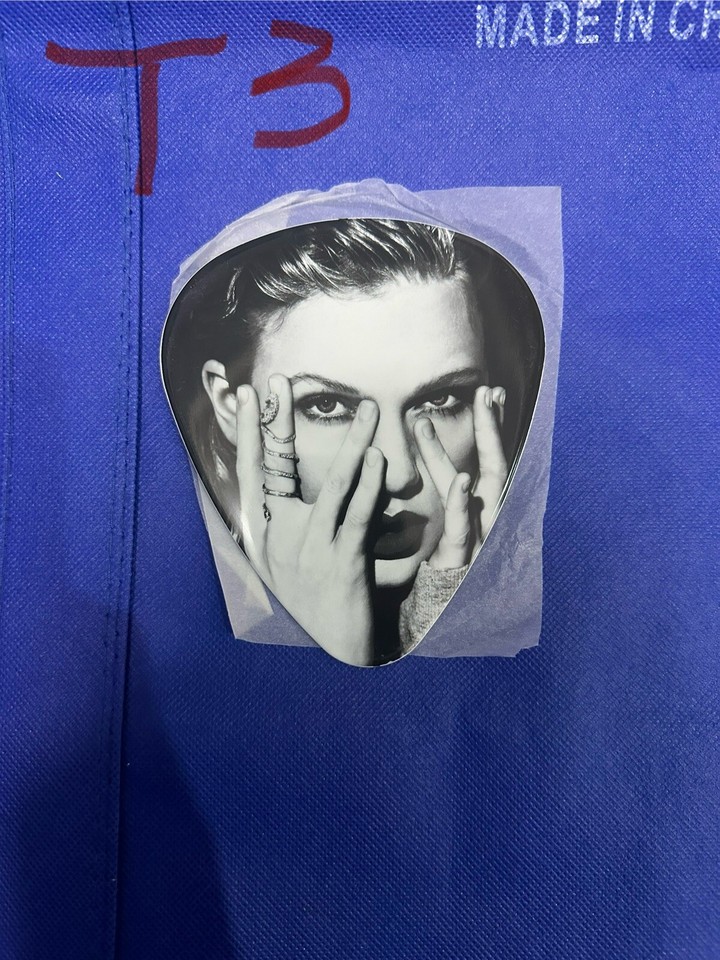 Taylor Swift Reputation Coaster Taylor Swift Guitar Shape Coaster Price ...