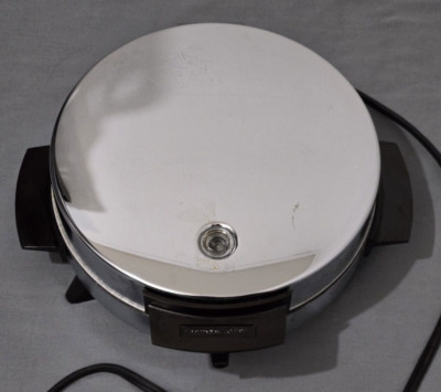 Toastmaster Waffle Maker 504A Waffle Baker 120V 650W 50-60Hz A.C ...