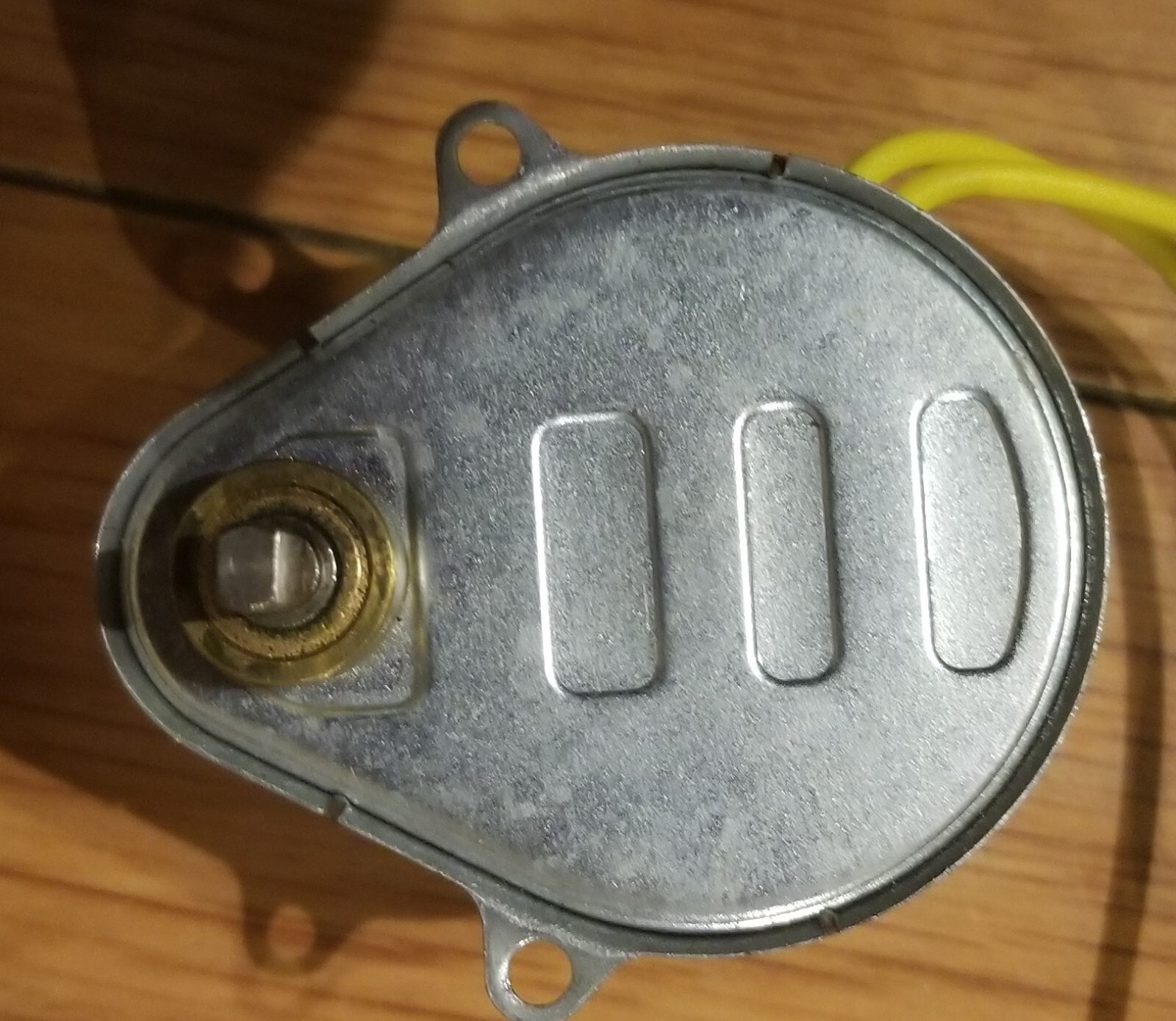 Synchron 2 Wire Spring Return Damper Motor 38600L, 24 Volt 4 RPM, D shaft used | eBay