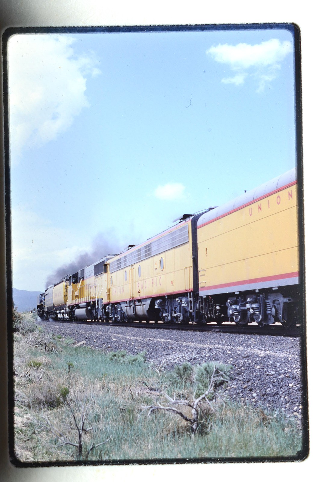 UNION PACIFIC PASSENGER CARS, STEAM ENGINE may-89 35mm kodak train ...