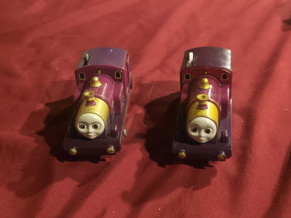 Thomas Tomy/Trackmaster Motorized Lady Lot Of 2 PARTS | eBay