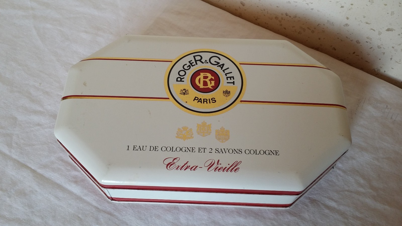 Ancienne boite en métal Roger Gallet | eBay