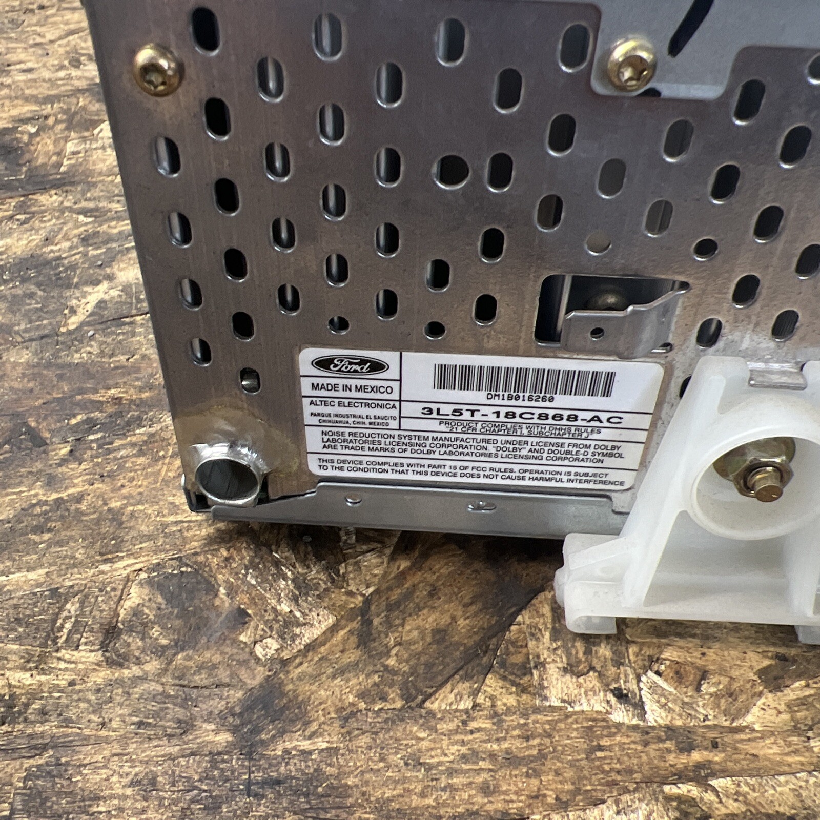 98 99 2000 01 02 03 Ford F150 F250 F350 Series Truck Ranger Radio CD ...