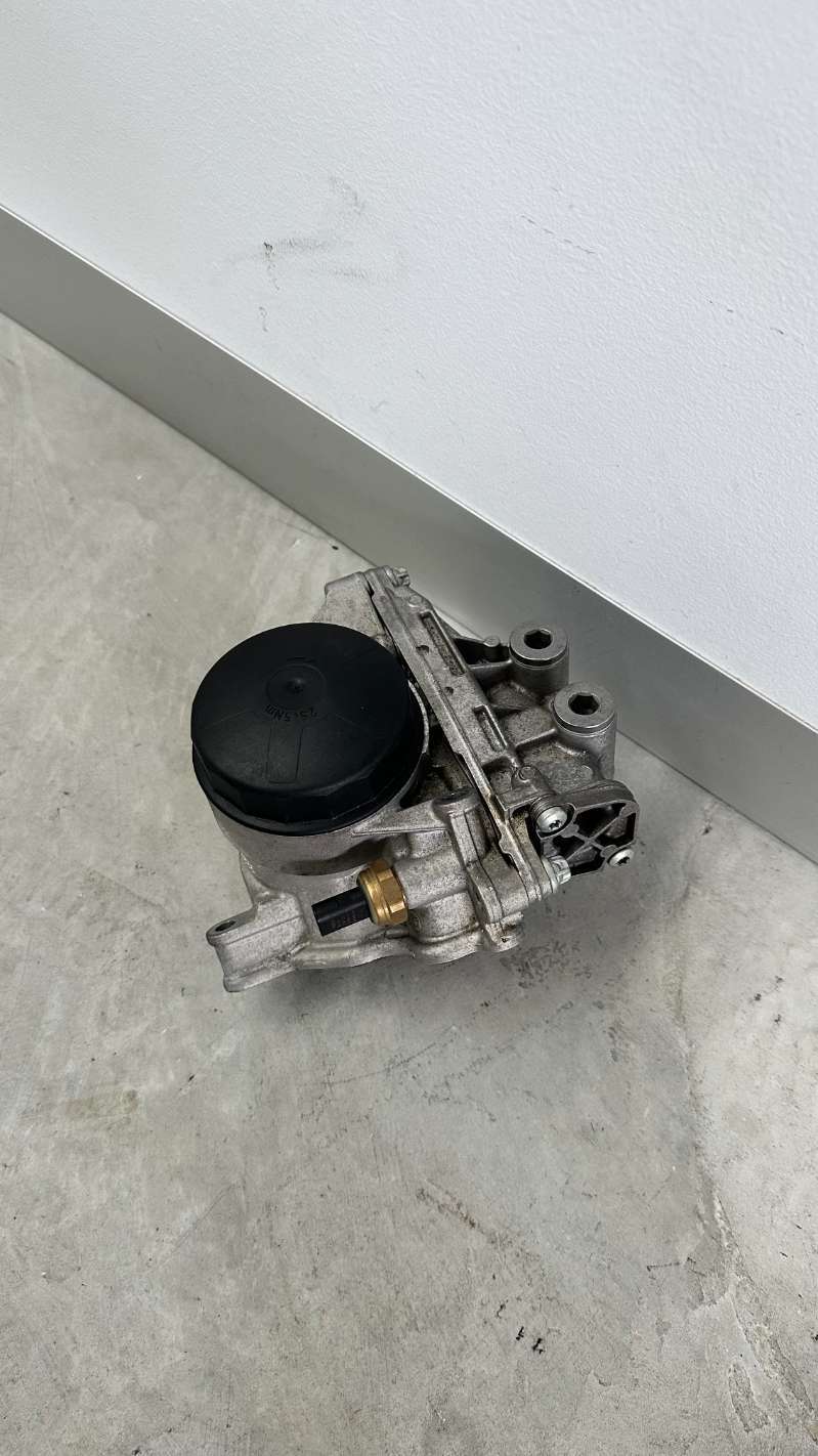 BMW F80 F82 F87 M2 M3 M4 S55 N55 Oil Filter Housing w/ Thermostat ...