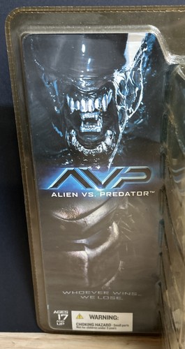 Mcfarlane Alien vs. Predator Stealth Celtic Predator Collectors Club ...