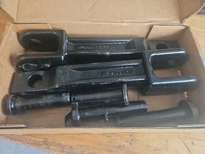 GENUINE PACCAR A20-6014 REV KENWORTH PETERBILT TOW HOOKS 14264AA T680 ...