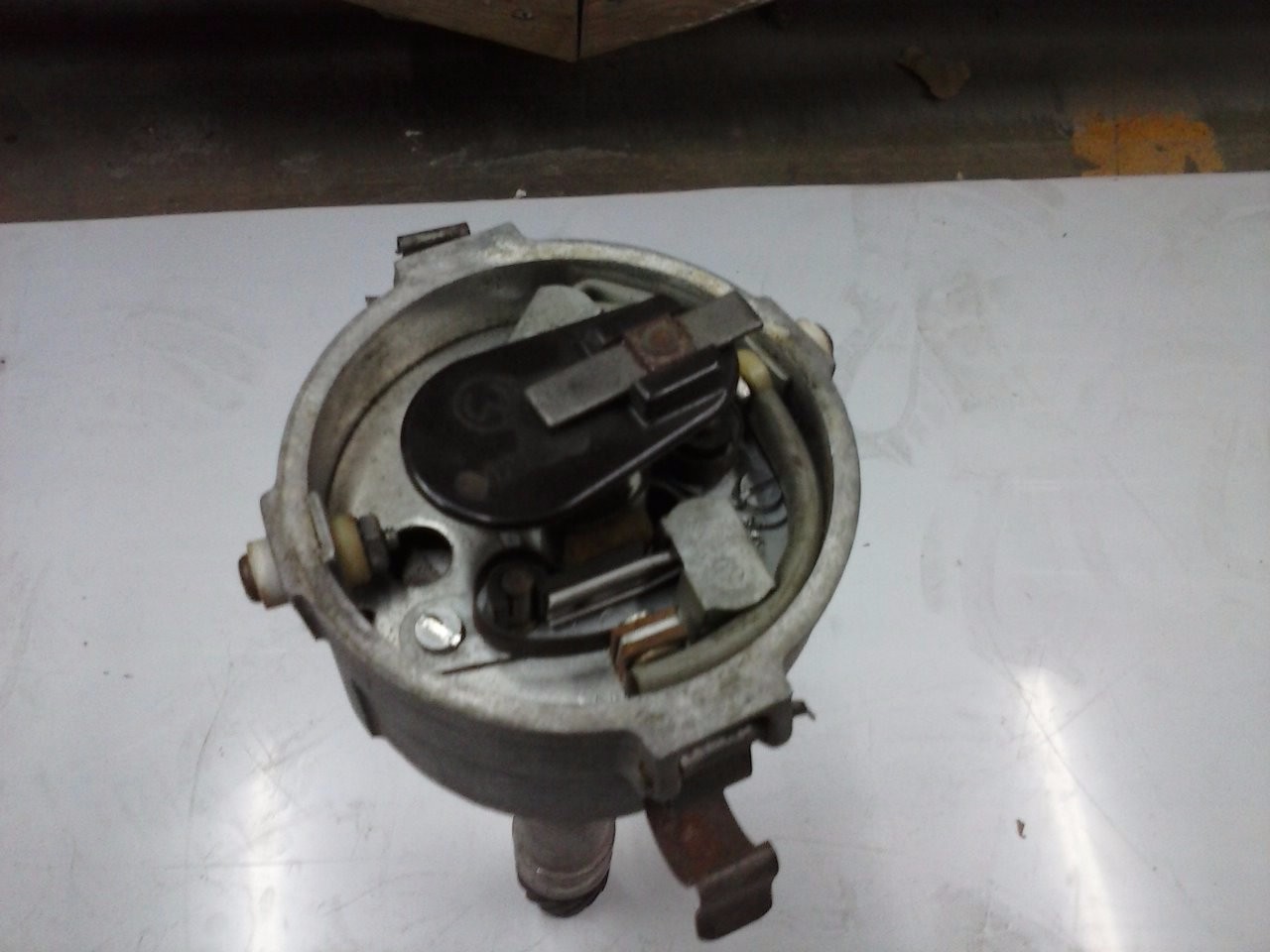 Vintage Mallory Distributor Chevy 24100-V | eBay