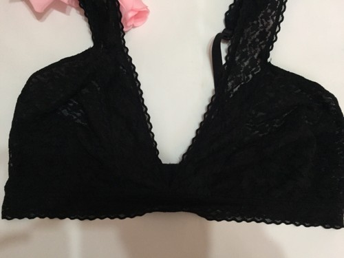 Label teared Bra size it 7d us 42d eu 95d Unpadded wireless black | eBay