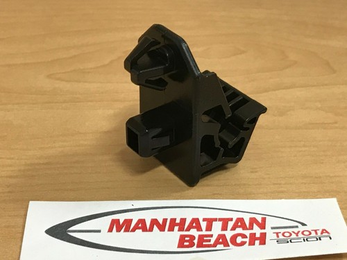 NEW GENUINE TOYOTA HEADLAMP ASSEMBLY MOUNTING BRACKET CLIP 53271-44010 ...