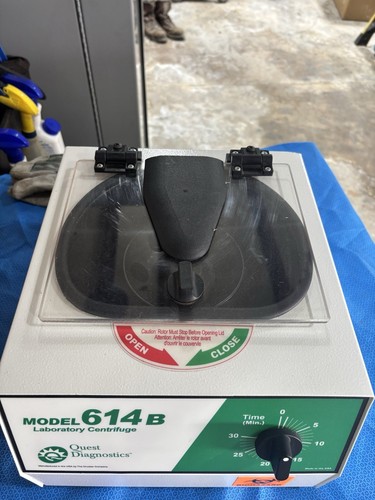 Quest Diagnostics 614B Lab Centrifuge W/ Red/Green Tube Inserts | eBay