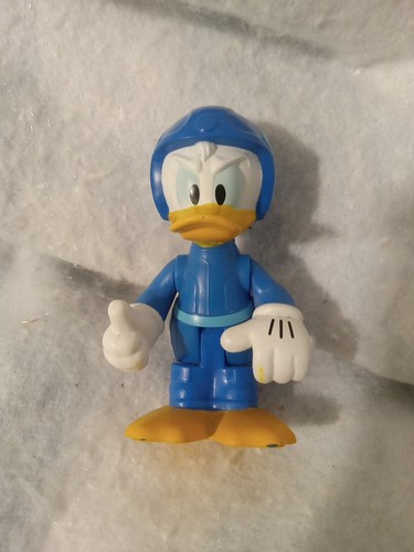 Disney Donald Duck Roadster Racers Mechanic 3" Figure Jointed Fisher ...