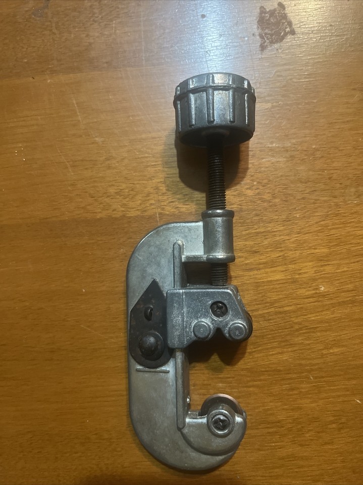 Vintage Cap Tube Pipe Cutter 1/8" to 1-1/8" Plumber Tool MADE IN TAIWAN ...