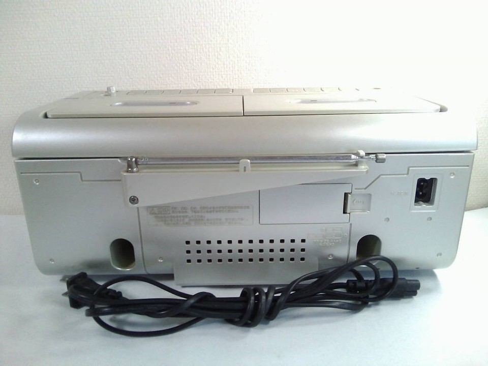 Prodotto completo Sony Cfd-W77 Radio CD Registratore a cassette doppio ...