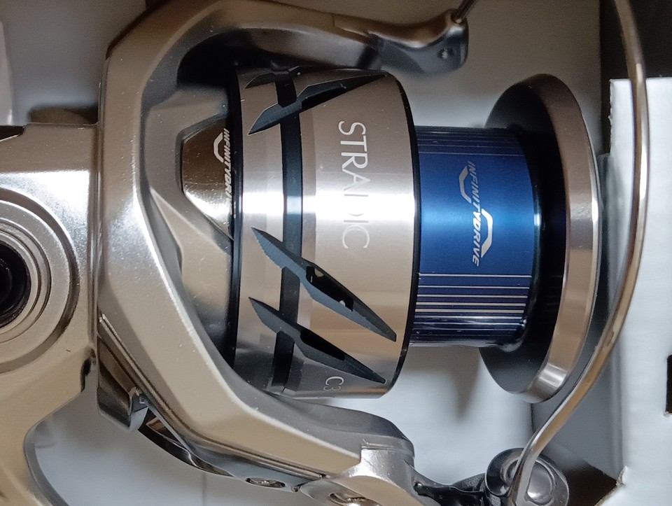 Shimano 23 STRADIC C3000XG Spinning Reel in Box New | eBay