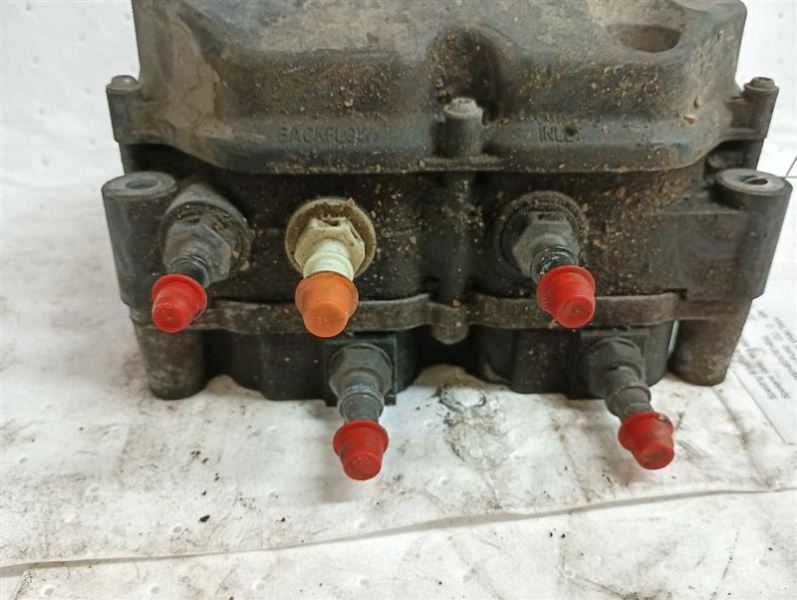 OEM Core Volvo 12V DEF Pump 23753845 FITS FOR Volvo/Mack for sale ...