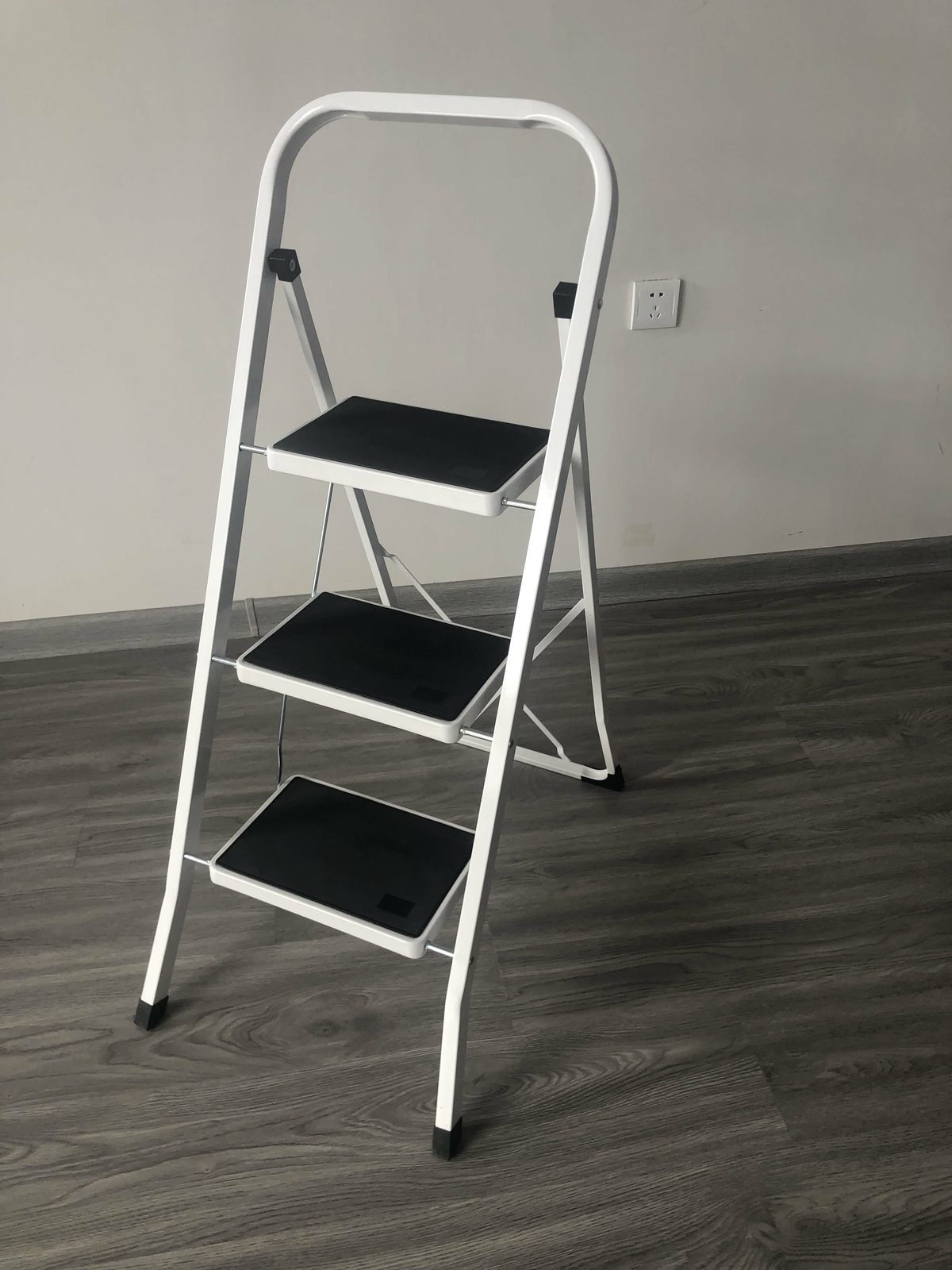 2 3 4 5 6 7 8 Tread Step Ladder Folding Aluminum/Iron Ladders Safe Non ...