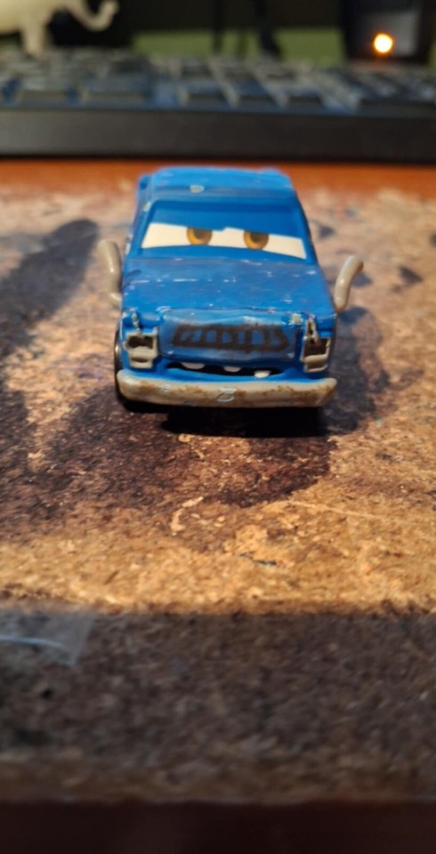 Disney Pixar Cars 3 Crazy 8 Crashers Thunder Hollow Broadside #25 ...