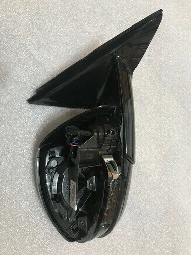 19 20 21 Land Rover Range Evoque Right Door mirror Cap not included ...