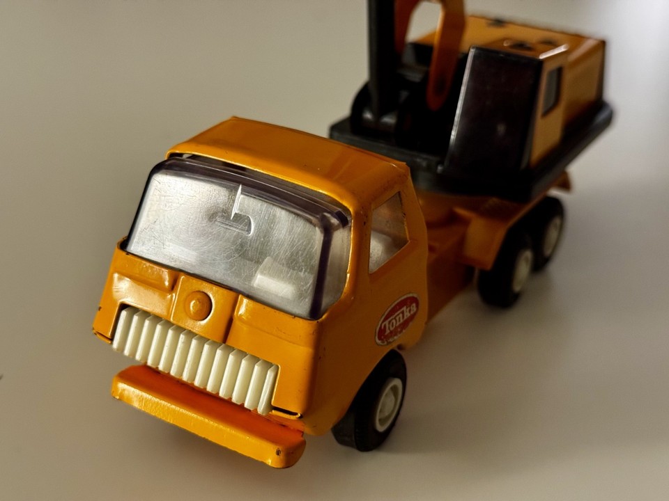 Orange 1976 Tiny Tonka Shovel Truck P&H #968 Small Bucket Japan-only ...