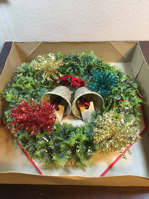 Ringalite Vintage Christmas Wreath Decoration with Bells, Lighted ...