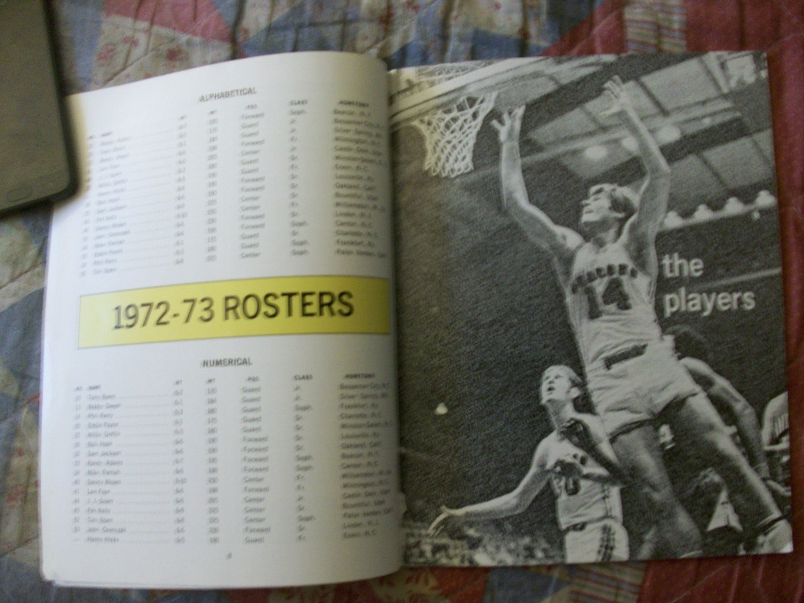 1972-73 WAKE FOREST BASKETBALL MEDIA GUIDE Yearbook CARL TACY Program ...