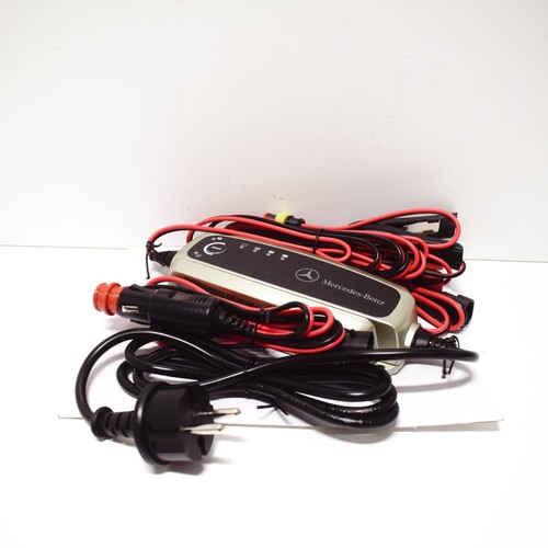 Mercedes-Benz Car Battery Charger + Trickle Charging 12V 5A A0009823021 ...