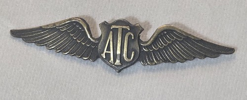 ORIGINAL WWII ATC AIR TRANSPORT COMMAND WING PIN BADGE AAF AAC PILOT CO ...
