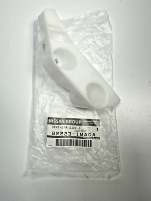 GENUINE INFINITI M37,Q70 LT DRIVER SIDE FR BUMPER BRACKET RETAINER ...