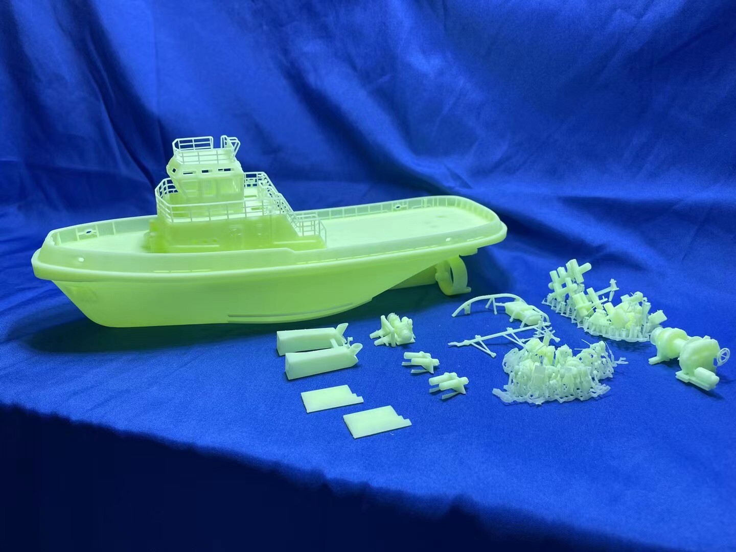 SMIT Denemarken TUG Scale 1:100 283mm v8 RC Model Ship Kit | eBay