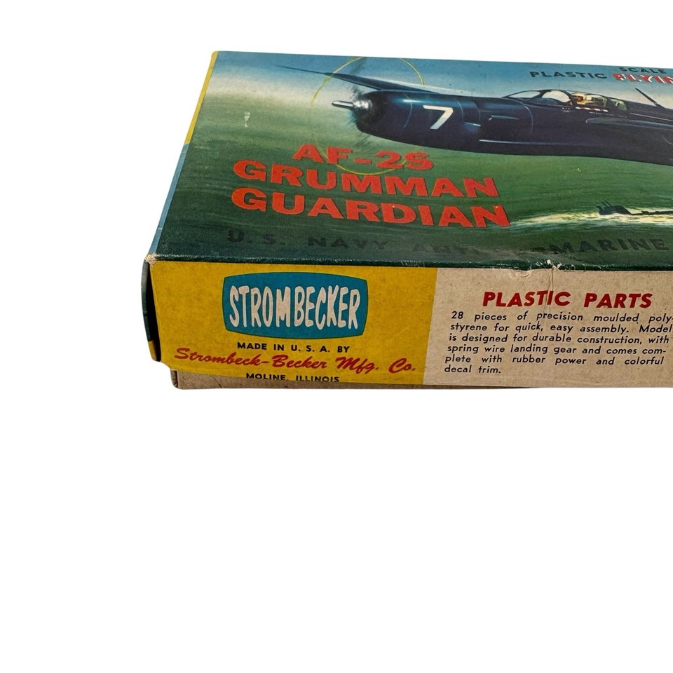 Strombecker AF-25 Grumman Guardian Navy Plane 1:24 Scale Plastic Model ...