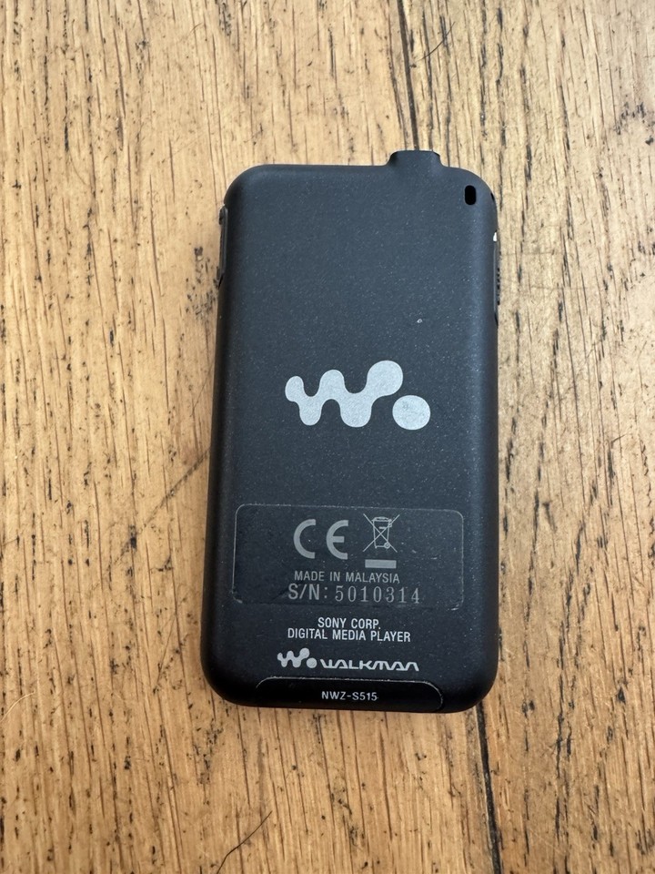 Sony Walkman NWZ-S515 2GB Digital Media Player Silver Black 2GB Wth ...