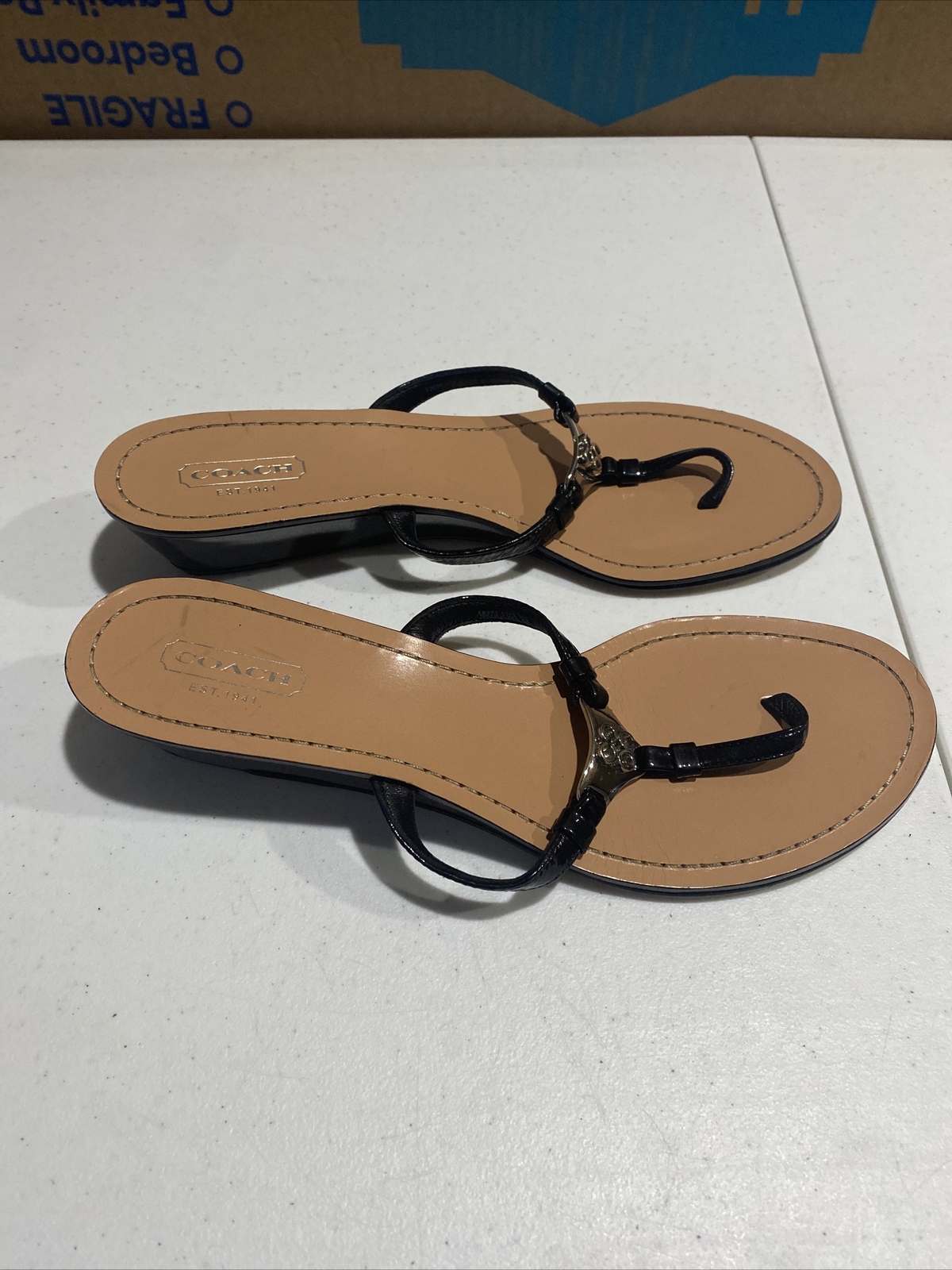 Coach Black Leather Thong Low Wedge Heel Sandals 7 B - Gem